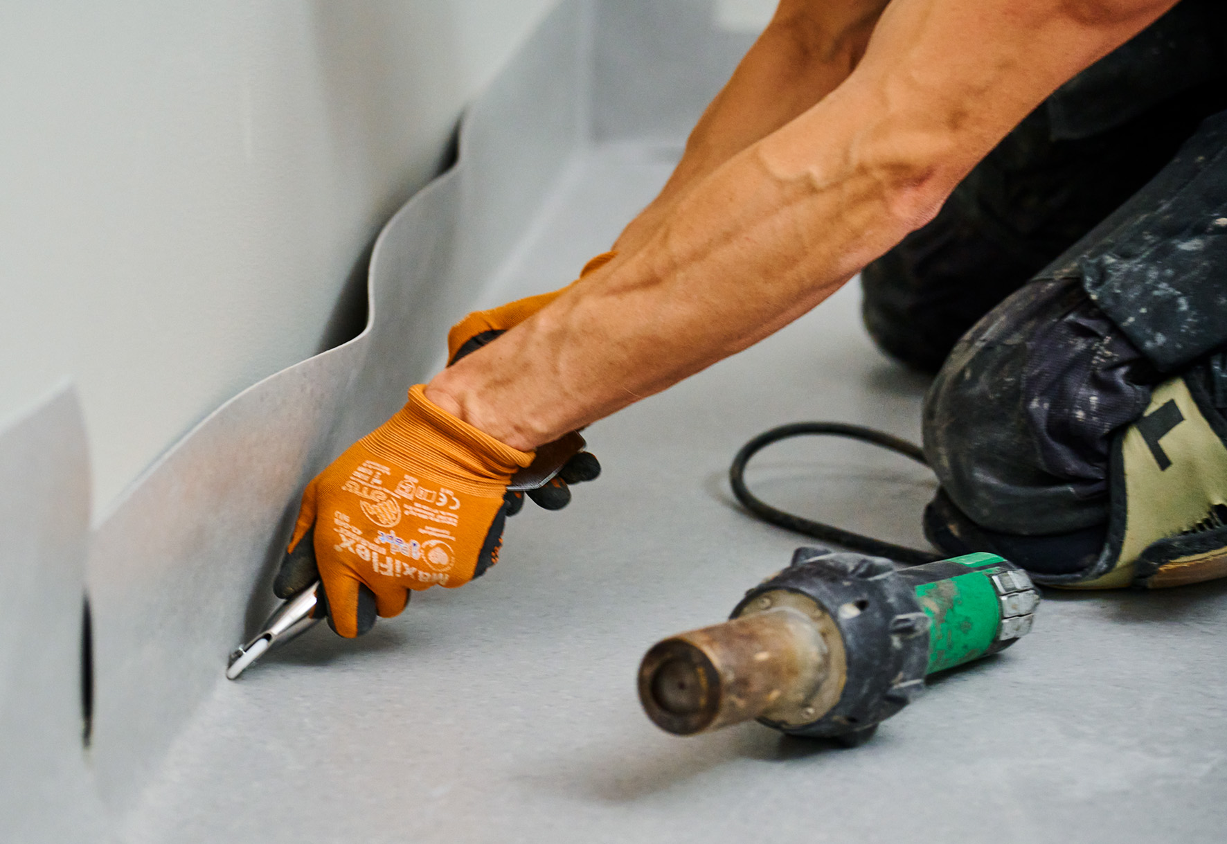 Golvläggning med Miljöhallen Golv - Miljöhallen Golv