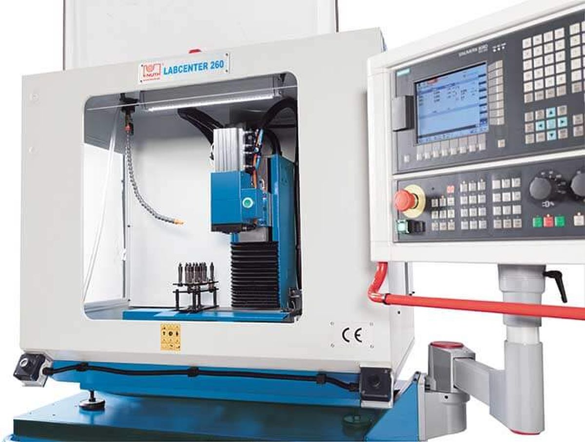 Freesmachines voor metaal | Conventioneel en CNC | Crooijmans ...