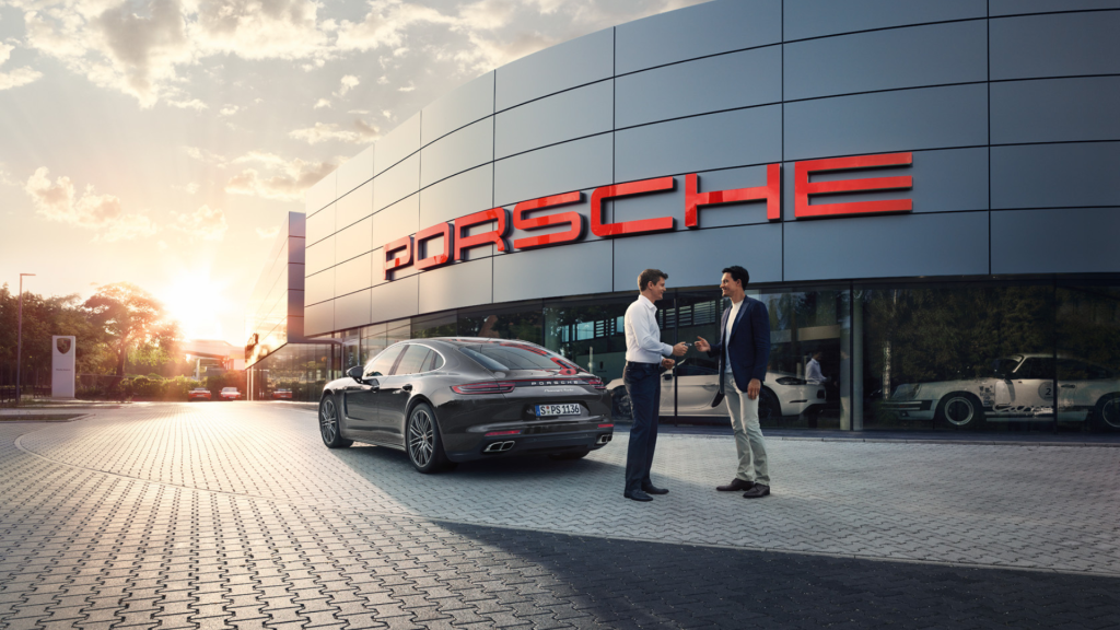 Test-Driving a New Porsche: 8 Things to Know | Porsche Beachwood