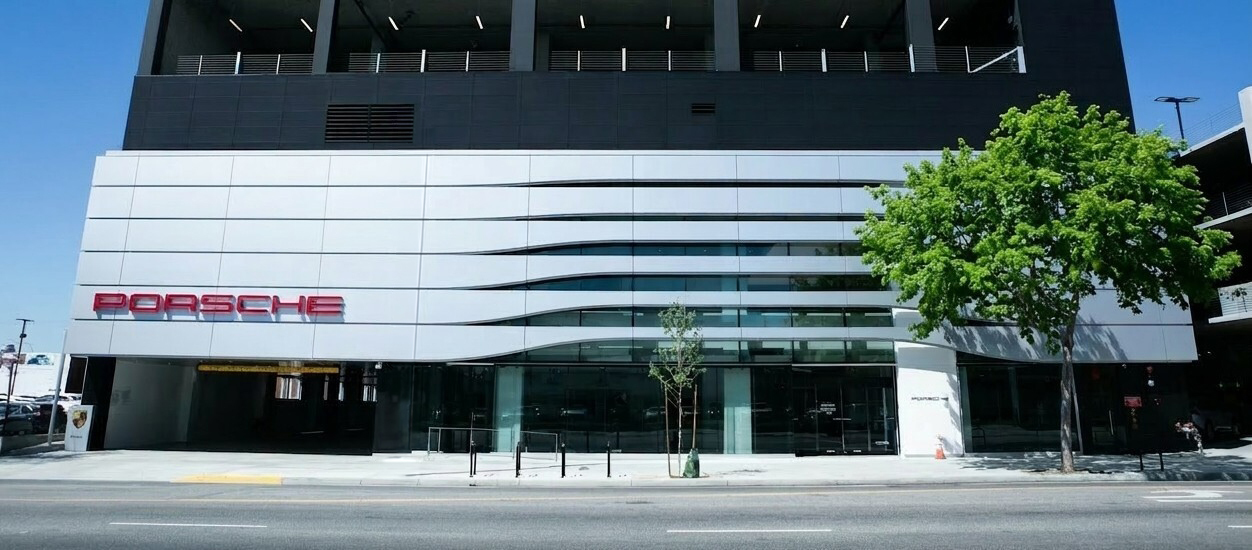 Porsche Dealership in Los Angeles | Porsche Downtown LA
