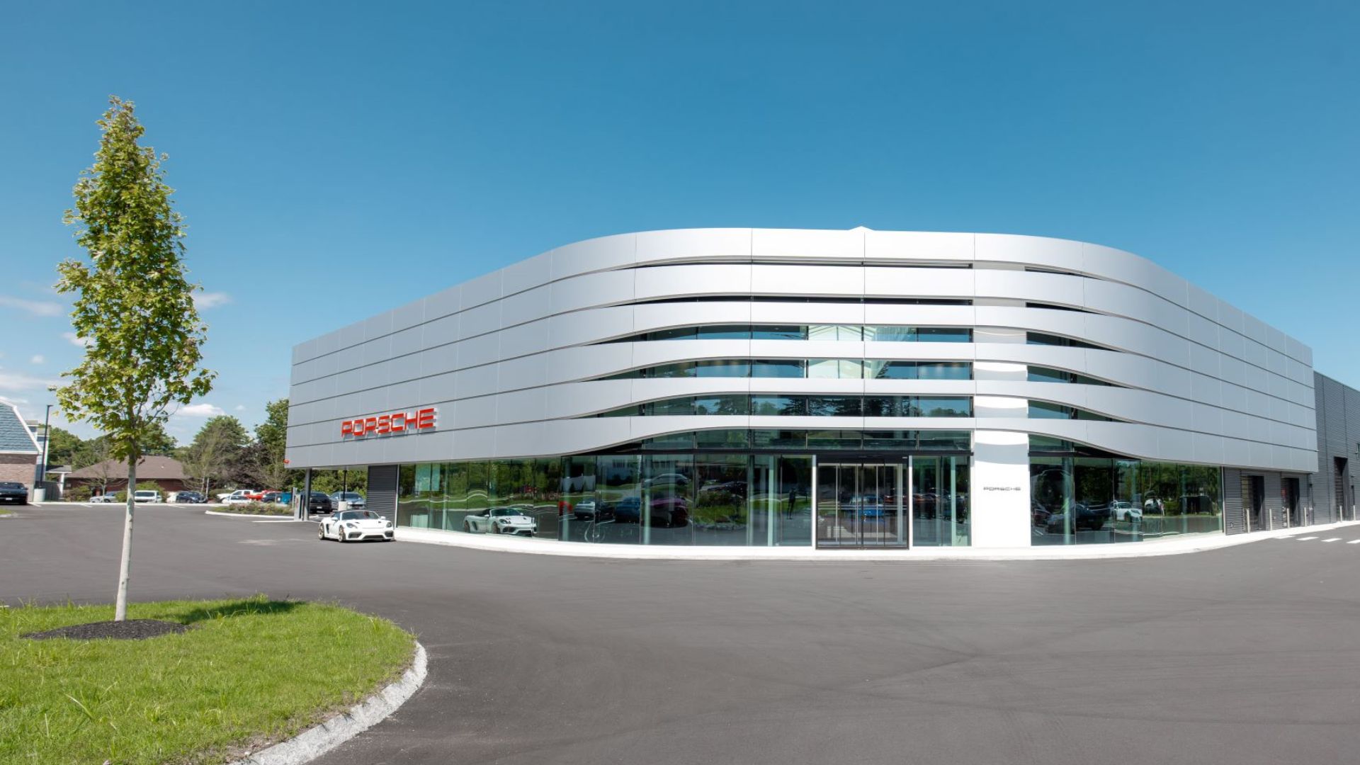 Porsche Nashua | New & Pre-Owned Porsche Center in NH