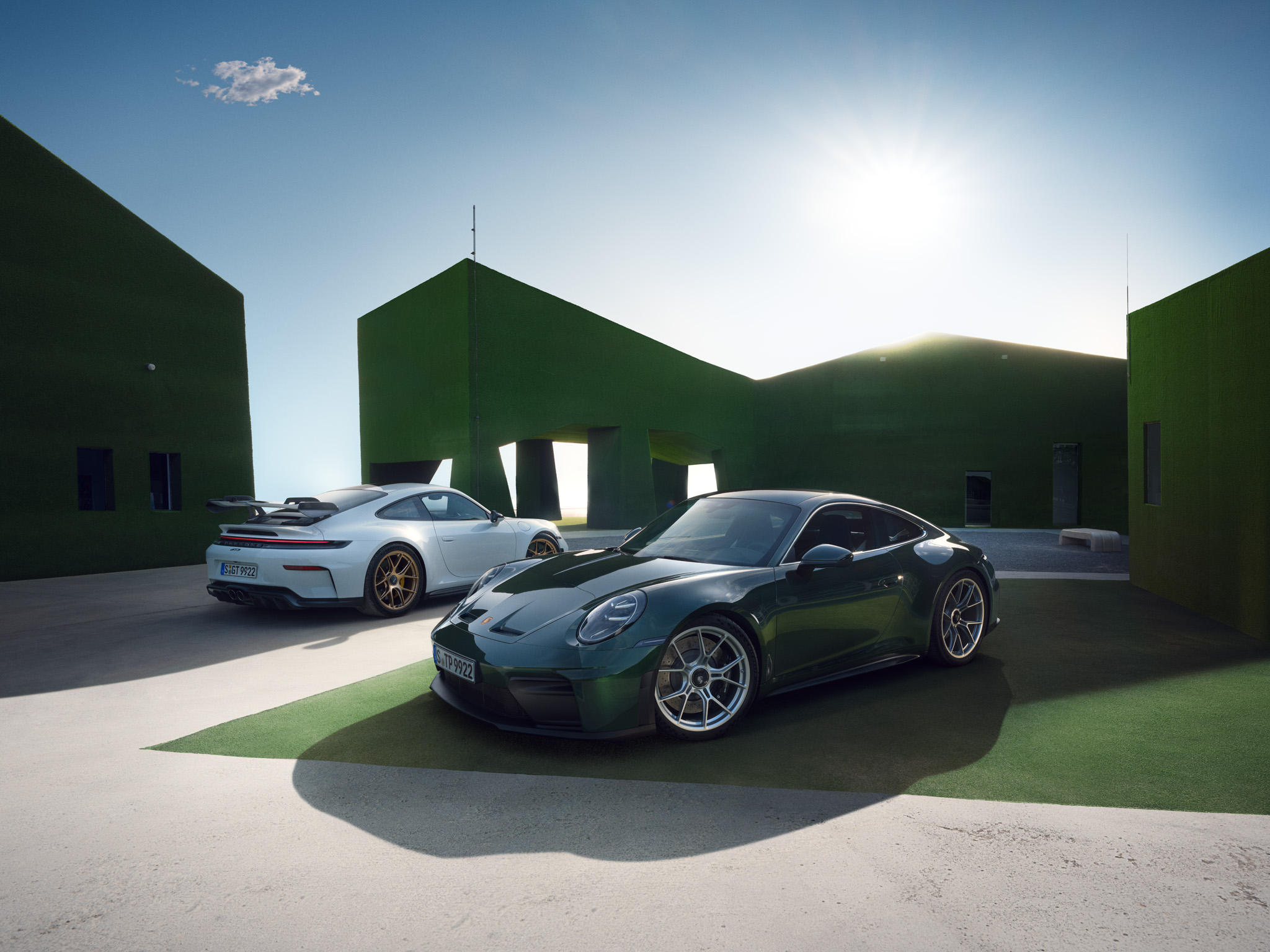 Ultimate Digital Driving and Hybrid Thrills: New 2025 Porsche 911 in ...