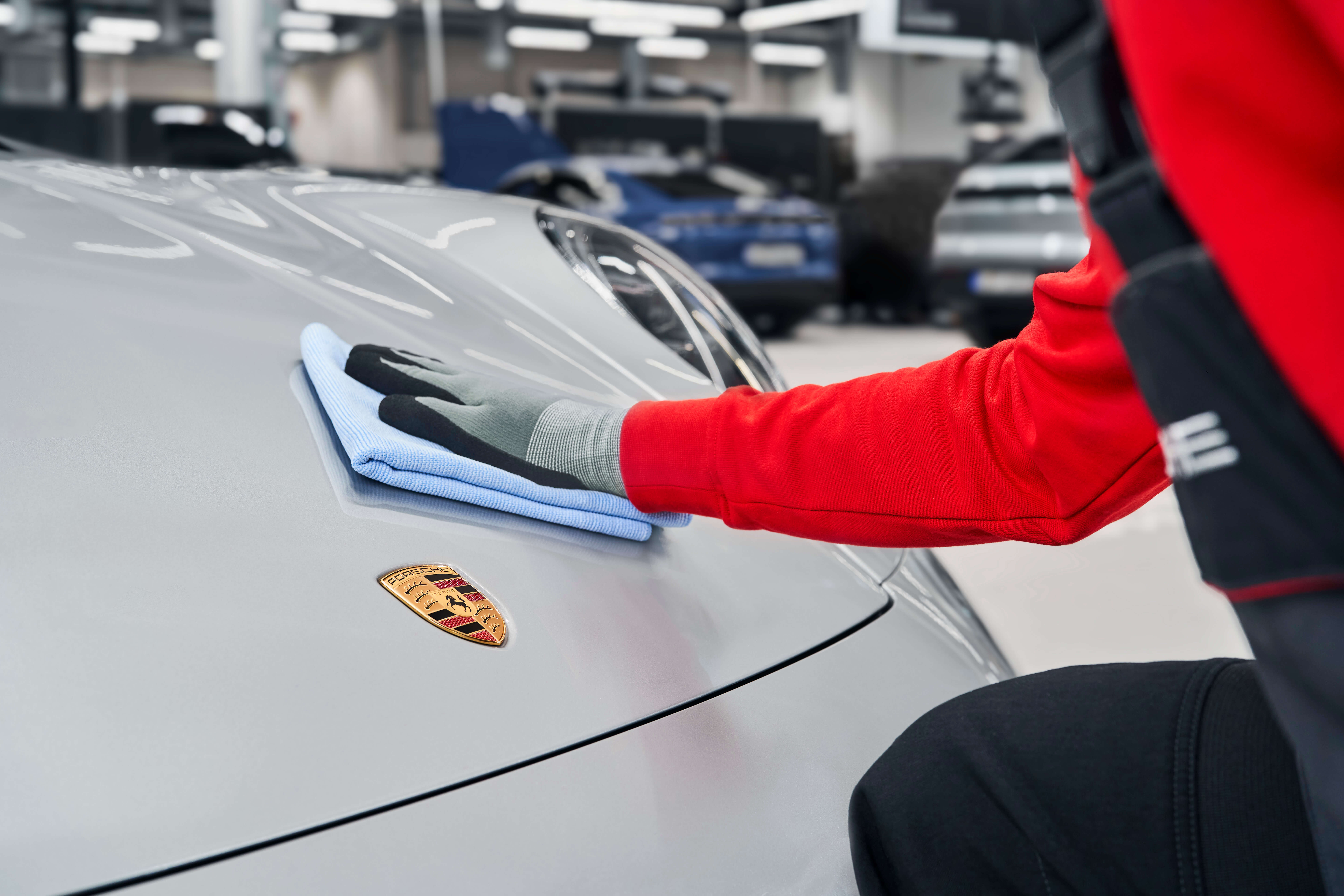 Vinart Reconditioning Center - Emmaus, PA | Porsche Lehigh Valley