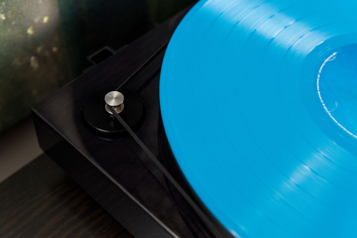 Fluance RT82 Vinyl Turntable, Ri91 Powered Floorstanding Speakers, PA10 ...