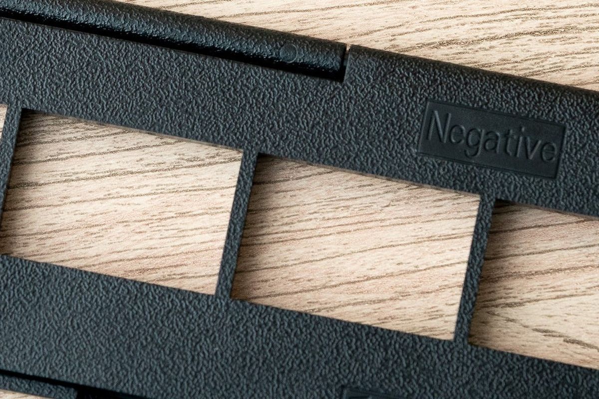 Long Tray 35mm Negative Film Holder | Magnasonic | Magnasonic