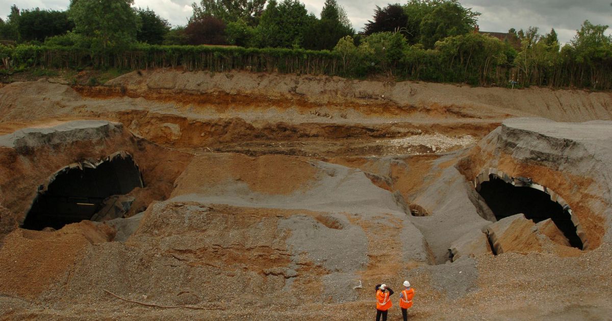 Explainer: Gerrards Cross railway tunnel collapse