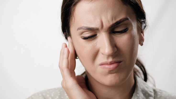 Why Do My Ears Itch? Causes and Treatments