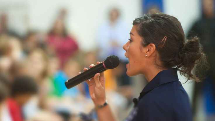 Why You Should Always Use a Microphone in Meetings