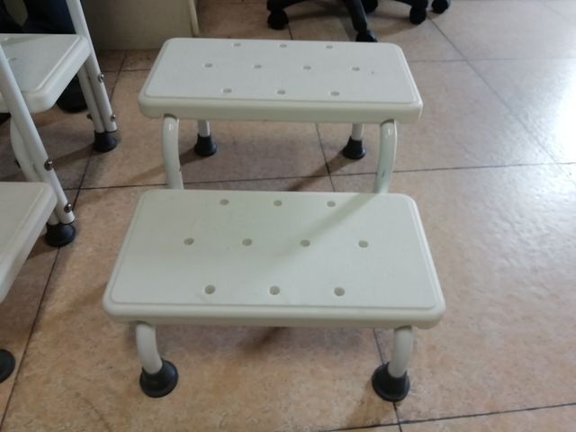 GT-8336 Two-Step Platform | Gentry Way & Gentry Hardware