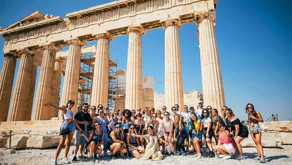 Visiting Greece: Travel Guide for 18–35 Year Olds | EF Ultimate Break
