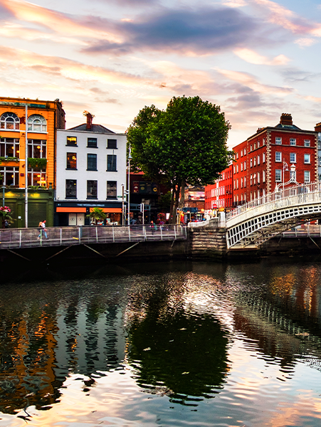 Visiting Ireland: Travel Guide for 18–35 Year Olds | EF Ultimate Break