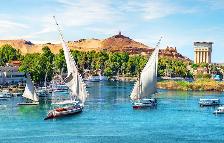 Group travel to Africa | Ages 18–35 | EF Ultimate Break