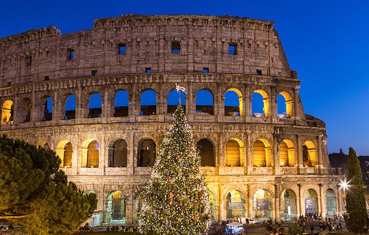 Christmas Market trips | Group travel for ages 18–35 | EF Ultimate Break