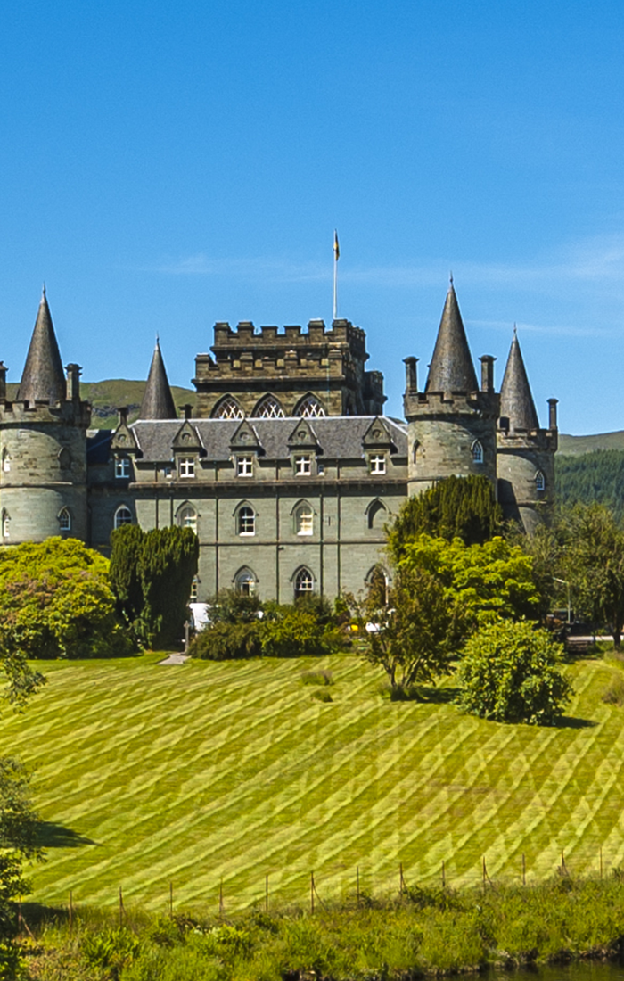 Edinburgh & the Castles of Scotland with Holly's Tours