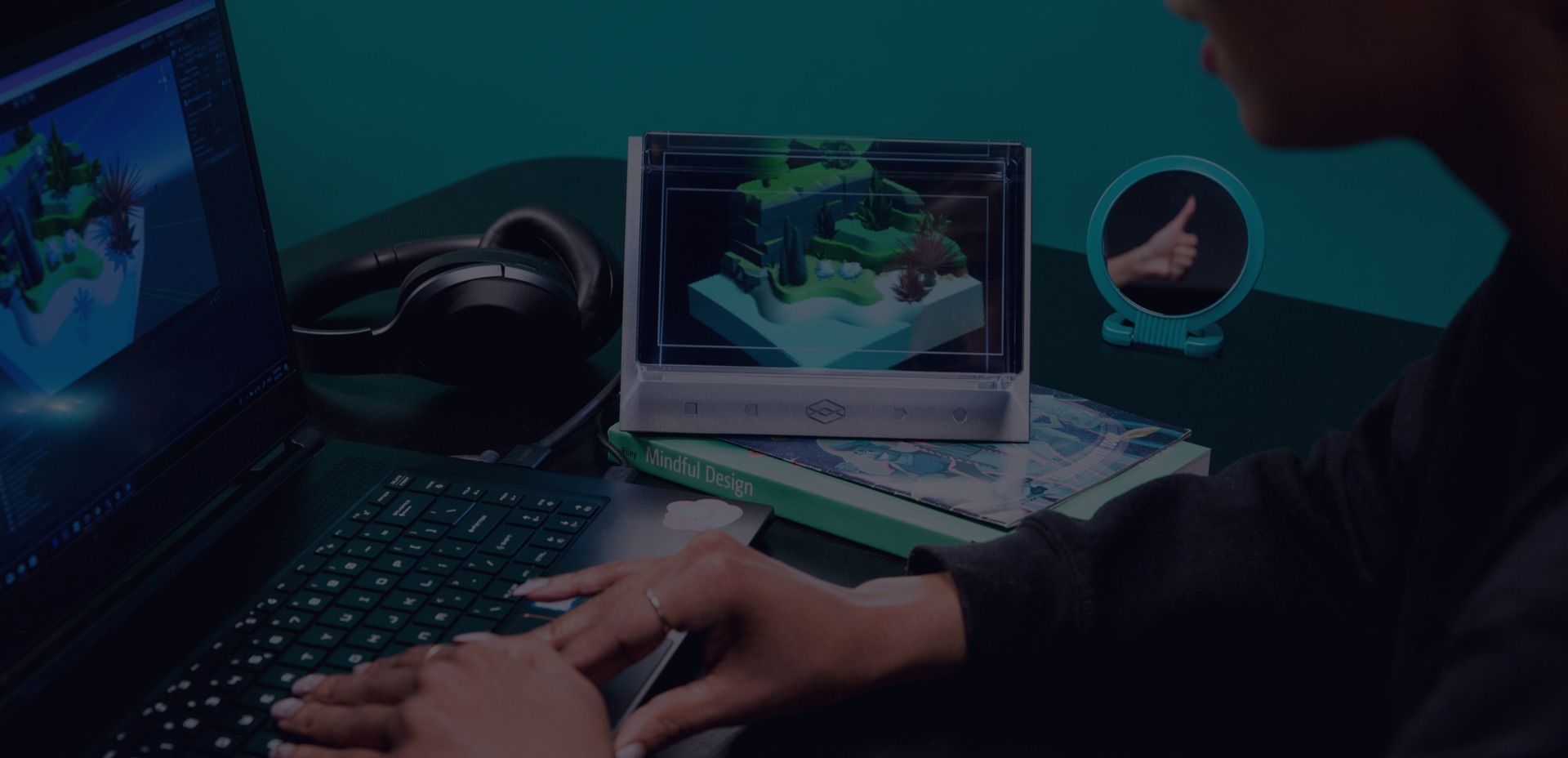 Looking Glass Factory · The World's First Desktop Holographic Display