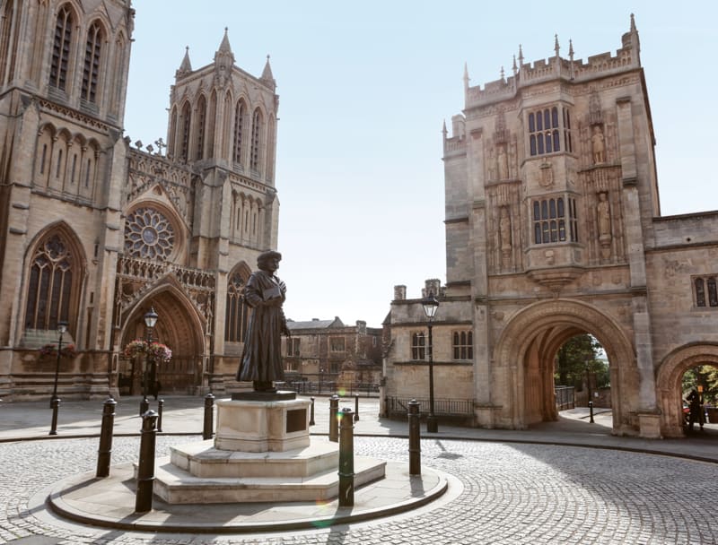 Bristol - bristol - EF Language Year Abroad (16+ years) - EF