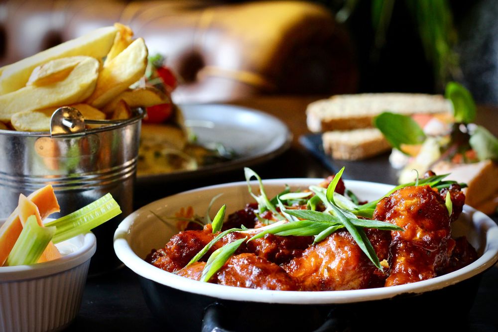 The Yacht Clontarf | Bars & Restaurants Clontarf | Love Clontarf