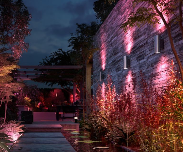 Iluminación inteligente para el jardín | Lampara.es