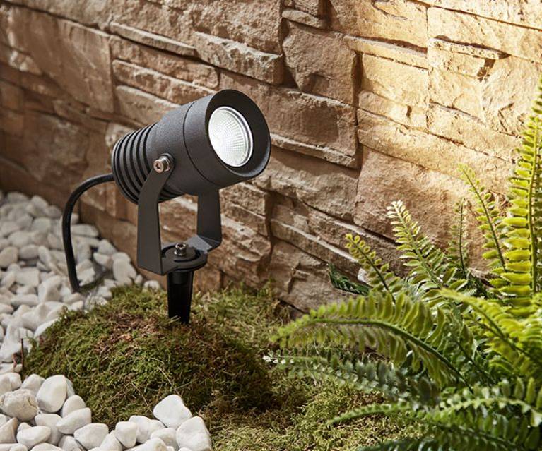 Havebelysning med solceller, LED & sensor | Lampegiganten.dk