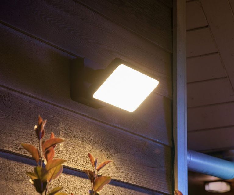 Trädgårdsbelysning med solceller, LED och rörelsesensor | Lamp24.se