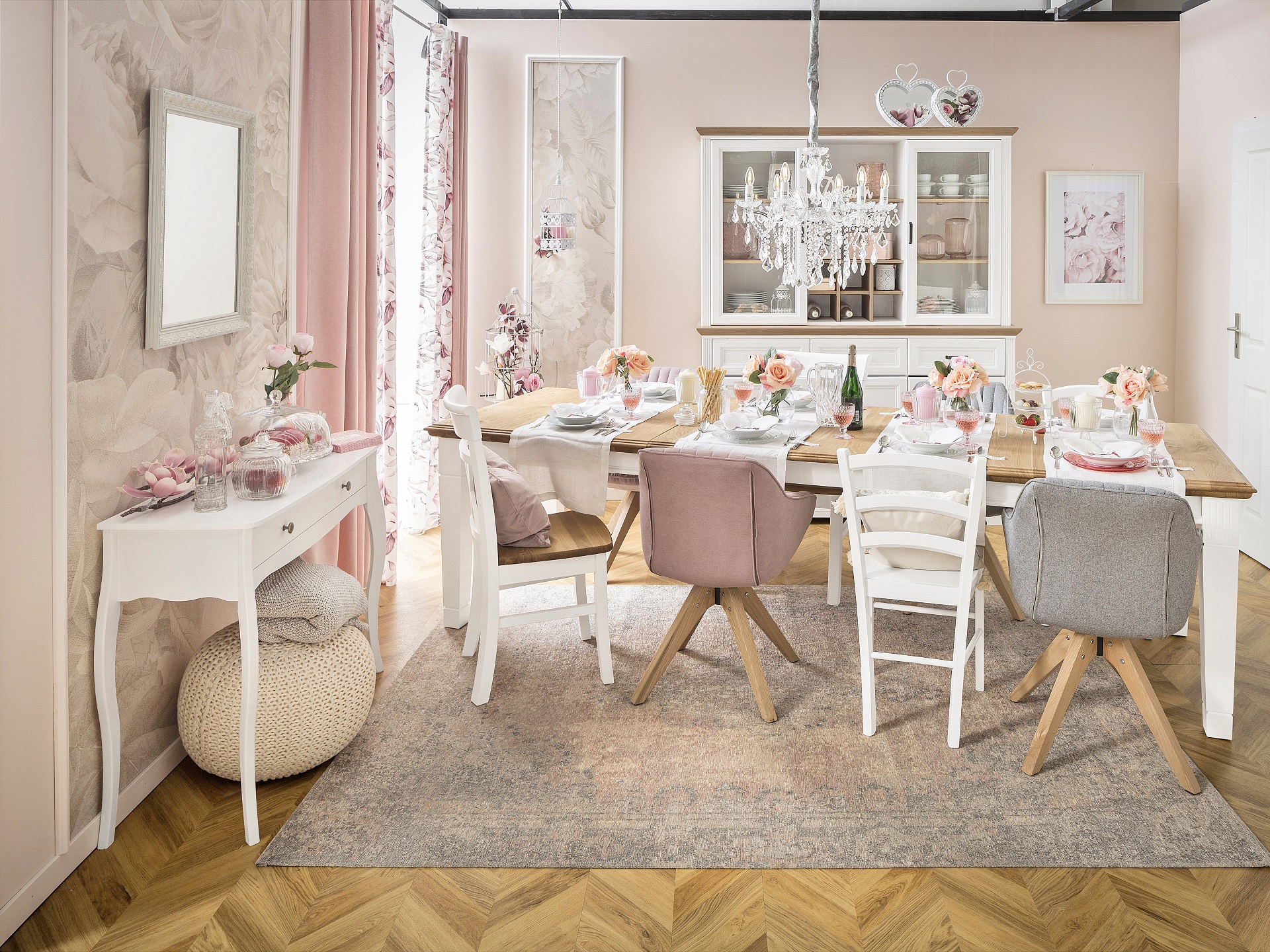 Altrosa: So setzt ihr mit dem Puderton Akzente