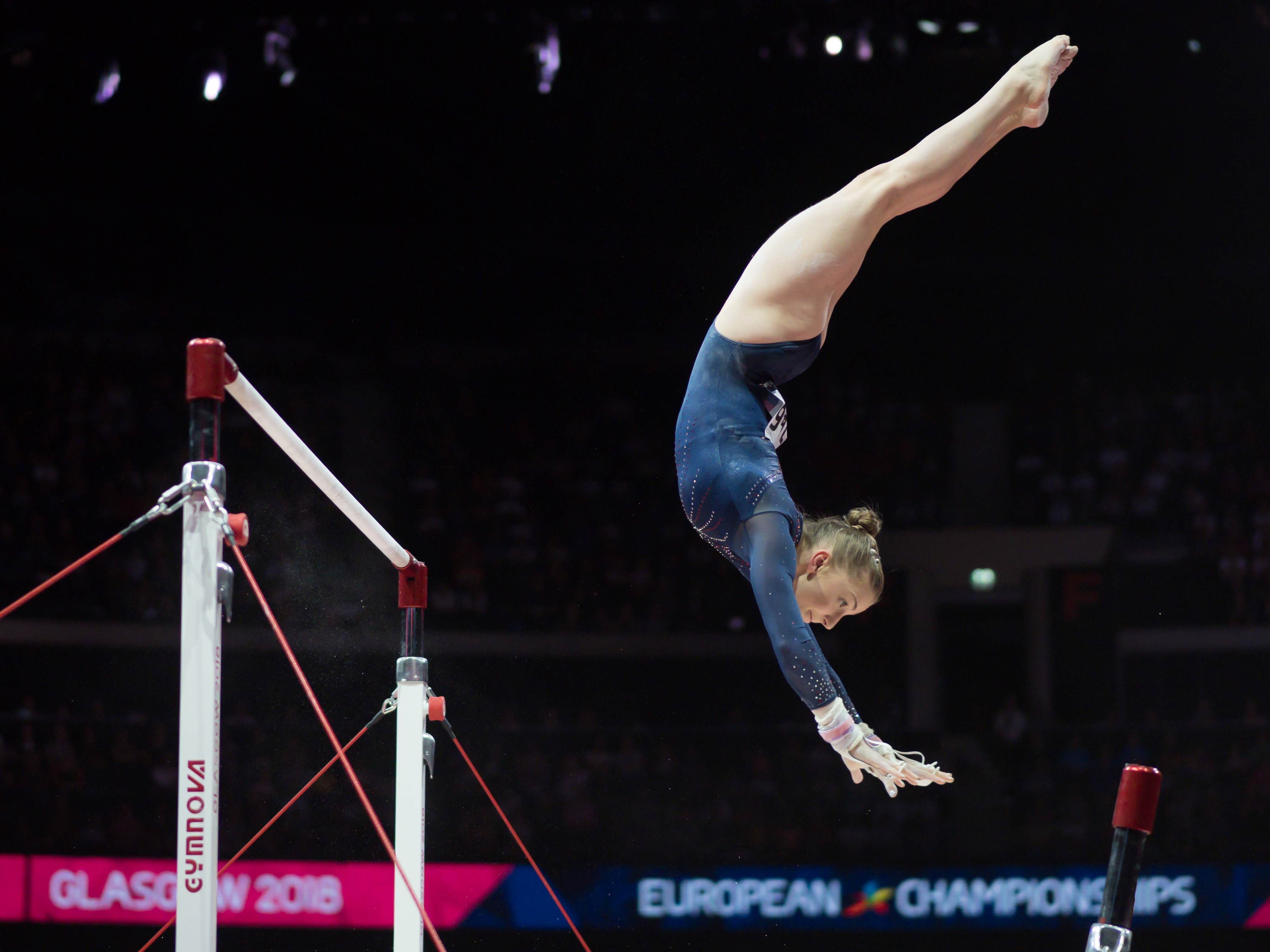 Kelly Simm announces retirement