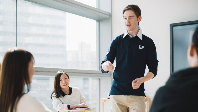 What to Pack for Teaching English Abroad