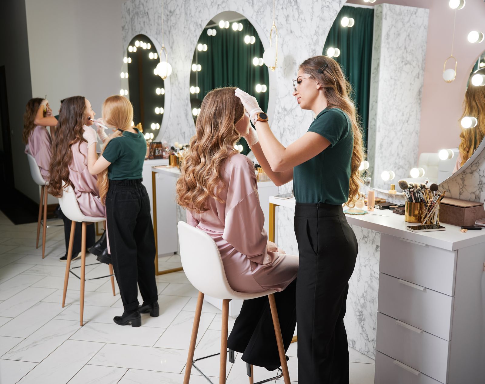 Step-by-Step Guide to Opening Your Beauty Coworking Space - EasyWeek