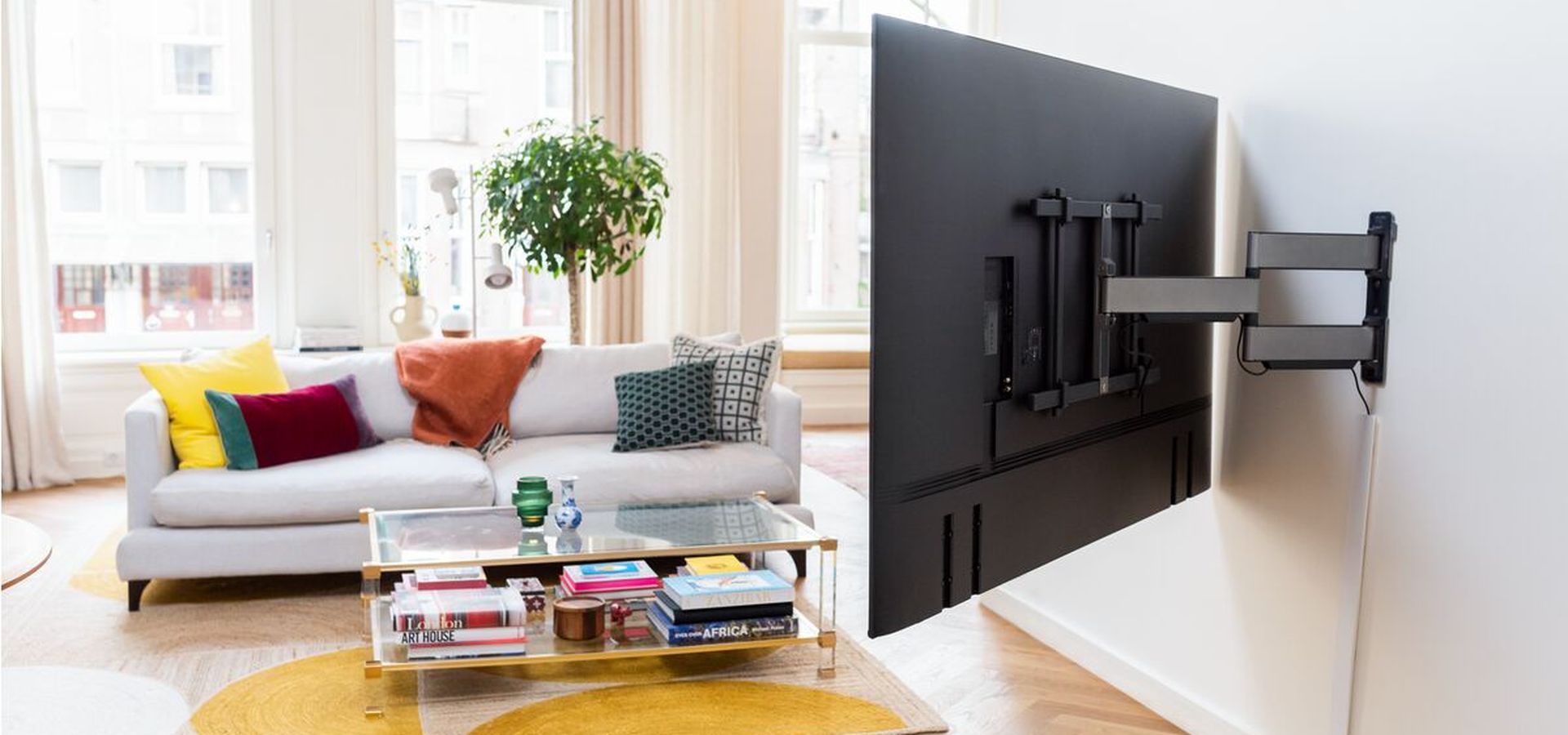 La altura para montar tu TV en la pared | Vogel's