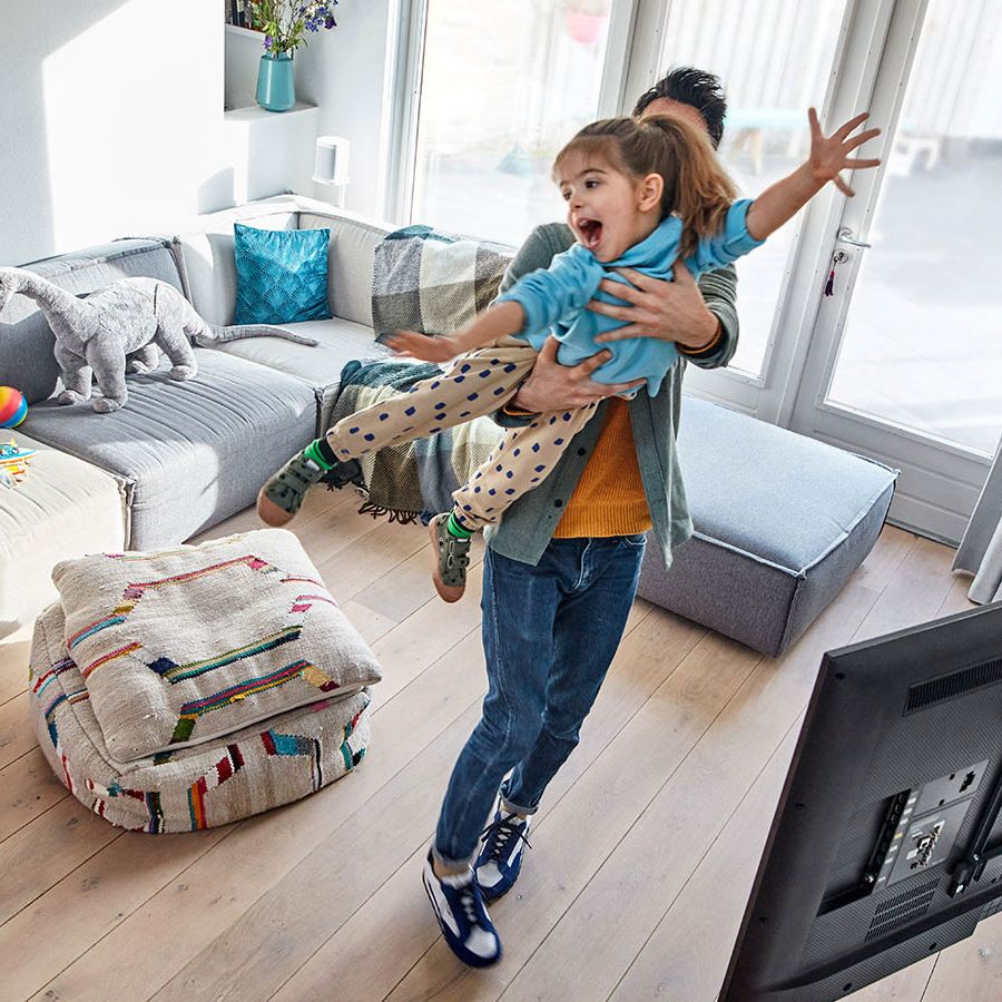 Tips for best posture watching TV | Vogel's