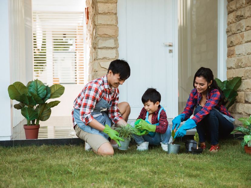 How to Make Gardening Fun for Your Kids