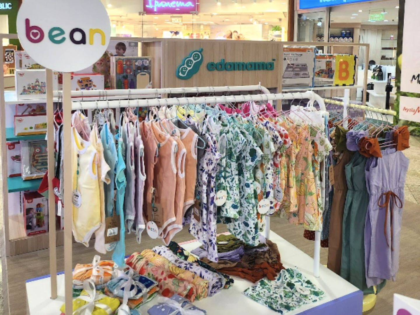 Get Ready for the Holidays: Edamama Opens Pop-Up Shop in Glorietta