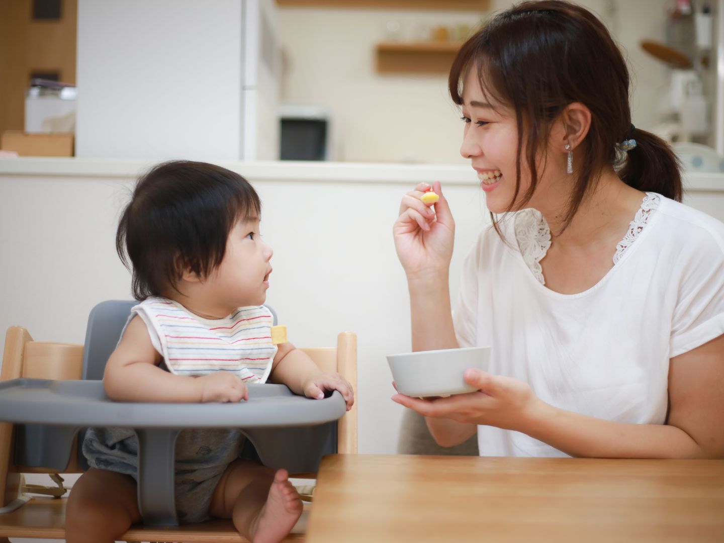 Winning The Weaning Challenge: Things To Know When Weaning Your Baby