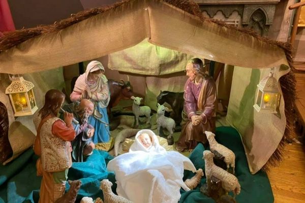 Top 10 Pinoy Traditions Your Kids Need to Learn