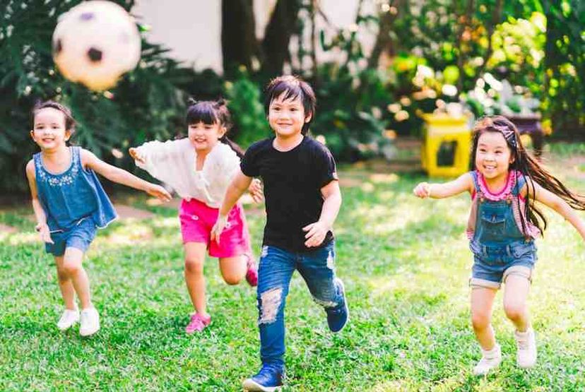 Why is Unstructured Outdoor Play Good for Your Child?