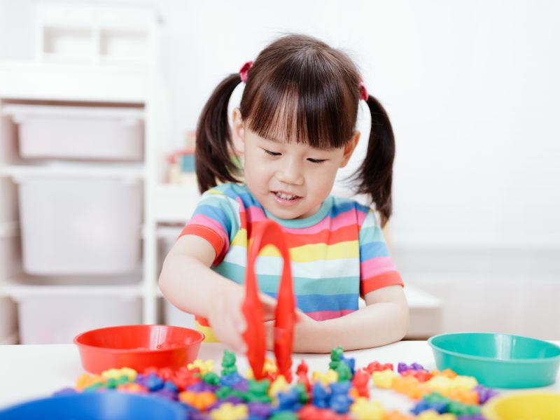 Fine Motor Skills: Toys and Activities that Support Them