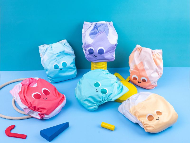 What are Snappies Cloth Diapers and How Do You Use Them