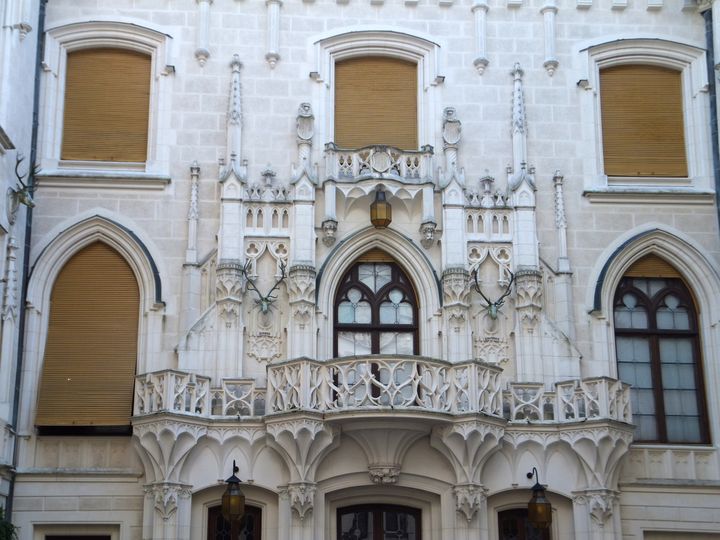 Hluboka Castle: a fairytale castle in Bohemia | Faraway Worlds