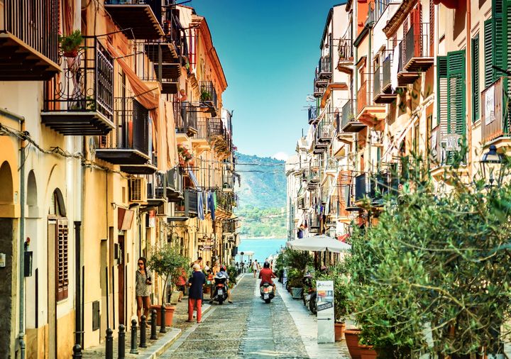 Cefalù, Sicily: beautiful beaches, charming streets and traditional ...