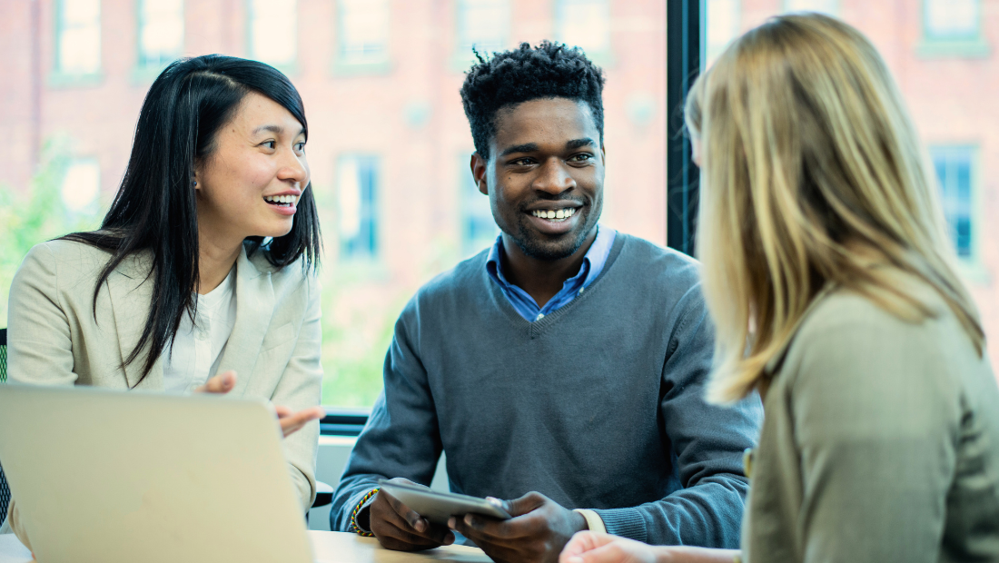 Client Tracker: Essential Features & Templates