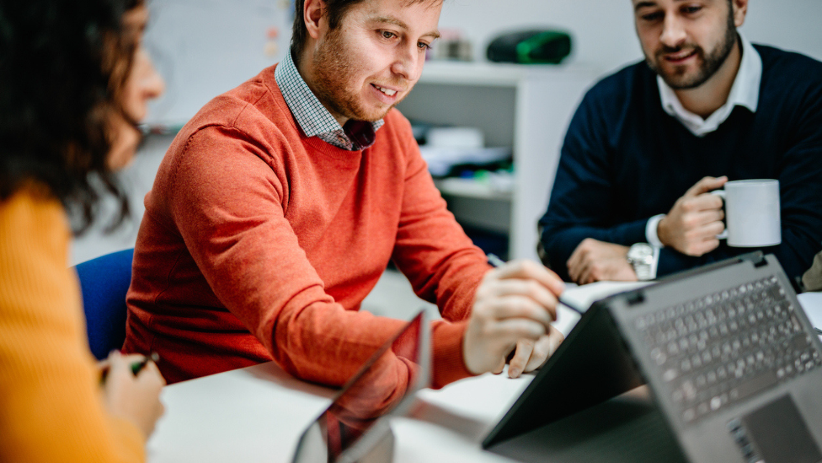 Understanding project deliverables: A complete breakdown with examples